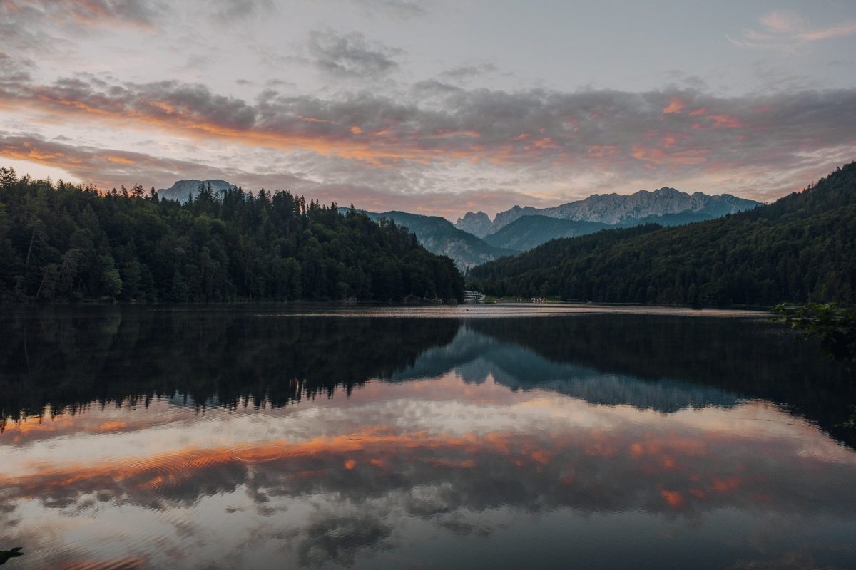 Sonnenaufgang am Hechtsee in Tirol | BinMalKuerzWeg